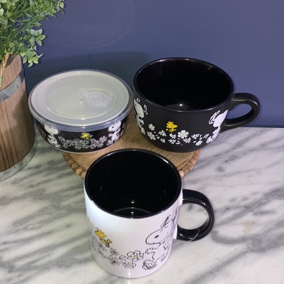 Peanuts | Dining | Snoopy Peanuts Mugs And Bowl Set | Poshmark